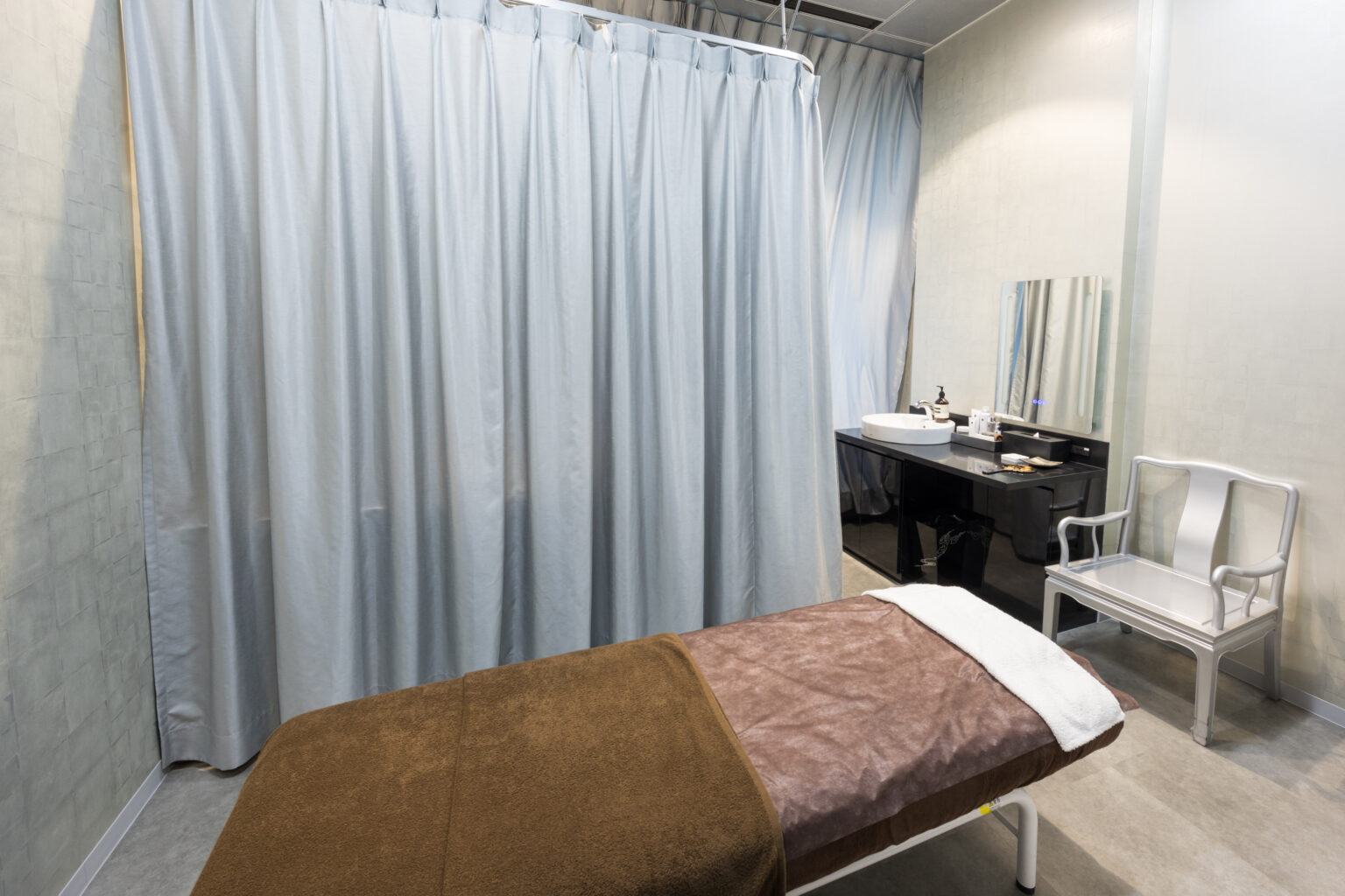 表参道で身体の不調の相談｜SENSHIN CLINICSENSHIN CLINIC